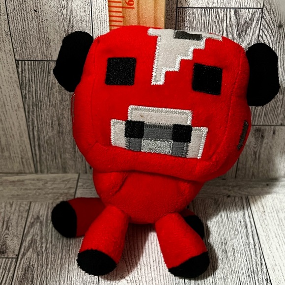 Mojang | Toys | Mojang Minecraft Mooshroom Red Cow Plush Stuffed Animal ...